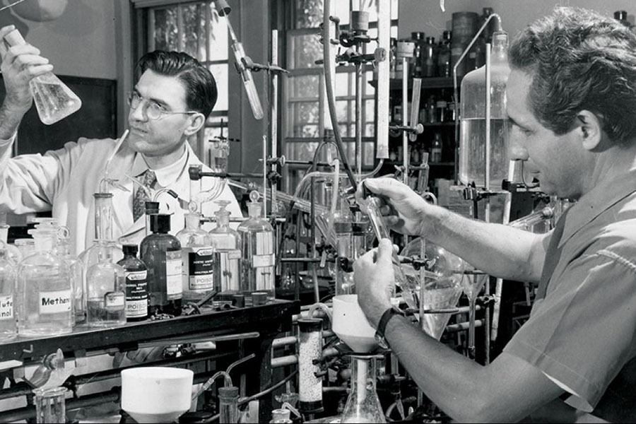 The Life-Saving Rat Poison | Science History Institute